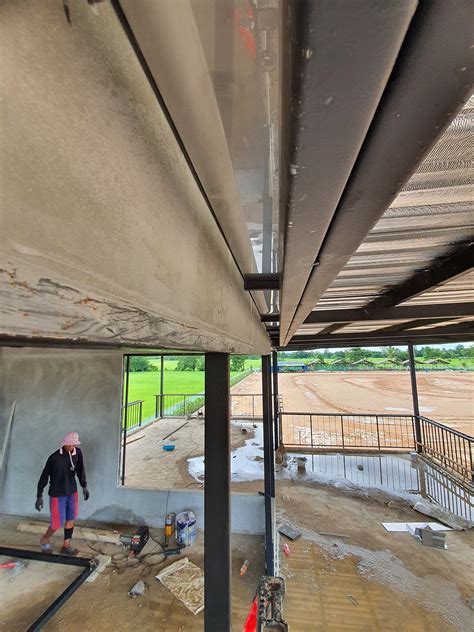 🚩 รางน้ำฝนสแตนเลสเกรด304 📌ความหนา1m M 📌ขนาดพับขึ้นรูปตามแบบหน้างาน 🚩รอยต่อเชื่อมอาร์กอน 👨‍🔧 รับ