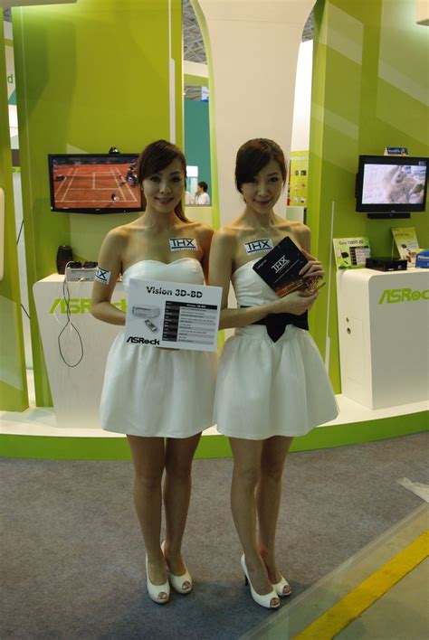 Computex Booth Babes Gallery TechwareLabs