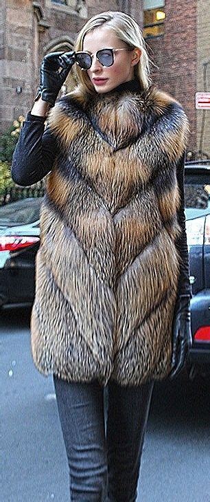 Cross Fox Vest Hood 4014 | Fur fashion, Fox fur jacket, Coat