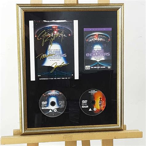 Lot 1095 Close Encounters 1977 Signed Display