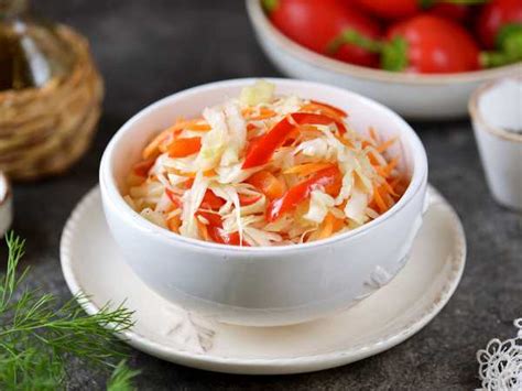 Маринованная капуста с перцем луком и морковью — рецепт с фото пошагово