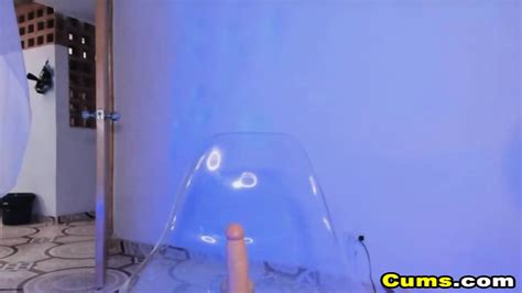 Twerking And Dildo Sucking Till She Cum