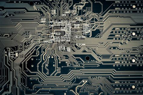 Printed Circuit Board Routing Practices After Auto Routing