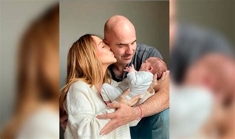 Erika Zaba Reaparece En Instagram Junto A Su Esposo E Hijo Y Hablan De