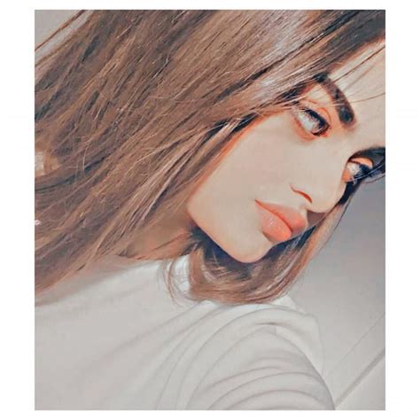 پروفایل دخترانه ️ ادمین جدید تان بهار آگاهی برای آزادی