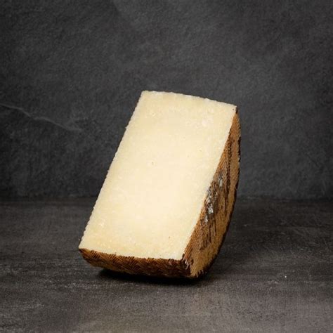 Manchego 12 Month Pasteurized La Ferme Black River Game Farm