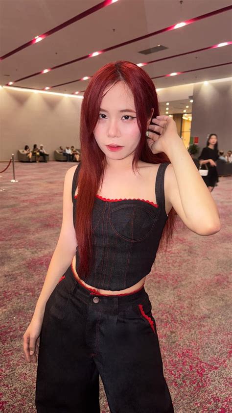 Loạt Ảnh Simmy Ngọt Ngào Đáng Yêu Chuẩn Idol Gen Z Hình Nền Máy Tính 4k Hình ảnh Sắc Nét