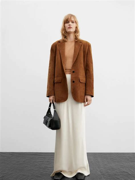 6 Easy And Elegant Jackets We Want To Wear Now The Gloss Magazine