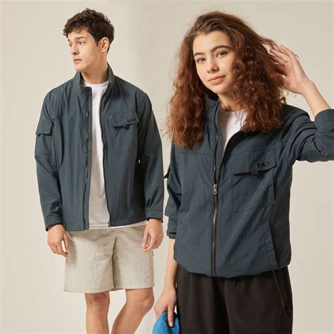 포스티 트레스패스 Dlx 코티지코어 베이직 바람막이 자켓 네이비