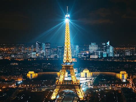 Eiffel Tower Night View Premium AI Generated Image