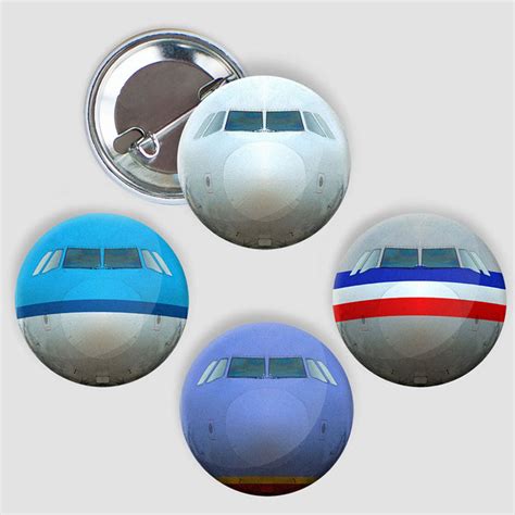 Travel Buttons - Aviation themed pinback buttons | Airportag