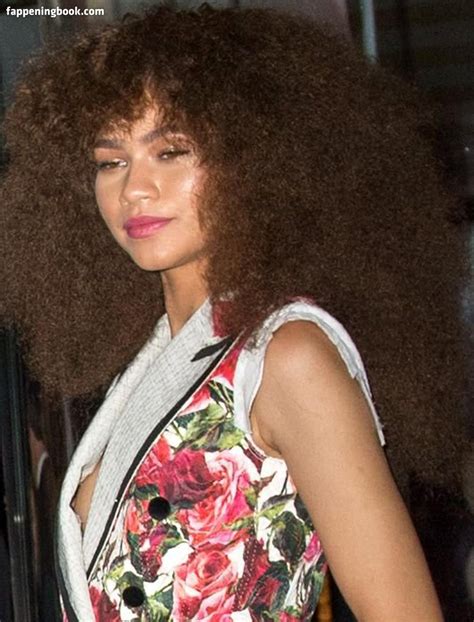 Zendaya Zendaya Nude OnlyFans Leaks The Fappening Photo 1394852 FappeningBook