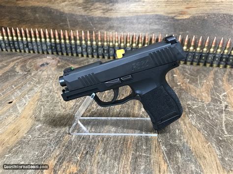 Sig Sauer P365 Nitron
