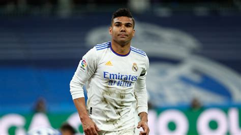 Real Madrid Line Up Long Term Premier League Replacement For Casemiro