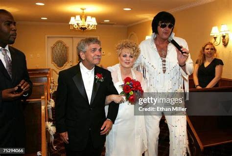 Elvis Presley Impersonator Jeff Stanulis Sings During A Wedding News Photo Getty Images