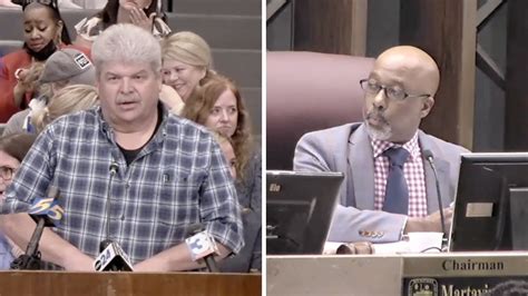 Le Colonel De La Police De Memphis Sexprime Après Que Le Conseil