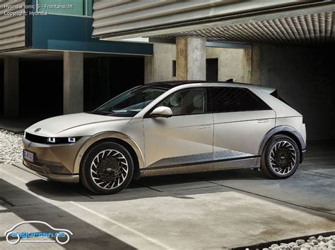 Foto Bild Hyundai Ionic 5 Frontansicht Angurtende