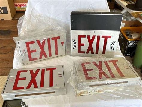 CT EXIT SIGNS Isabell Auction