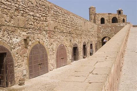 Defensive Wall Background Images Hd Pictures And Wallpaper For Free