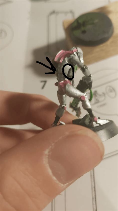 weird gap r necrontyr