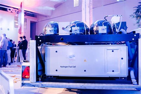Clean City En Hymove Presenteren Eerste Waterstof Aangedreven Generator