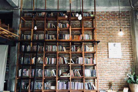 Langkah Merapikan Buku Ala Marie Kondo