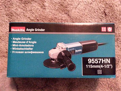 Углошлифовальная машина (болгарка) MAKITA 9557HN — купить по низкой ...