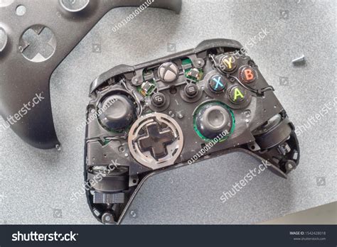 419 Bluetooth Controller Images Stock Photos Vectors Shutterstock