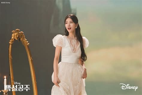 오늘 디즈니코리아가 공개한 백설공주 여주인공 스틸컷 유머 움짤 이슈 에펨코리아