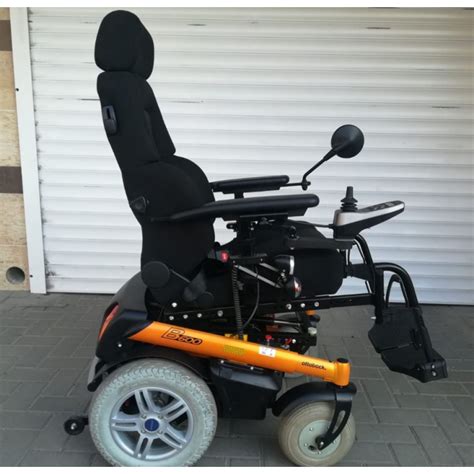 Кресло-коляска с электроприводом Ottobock B600