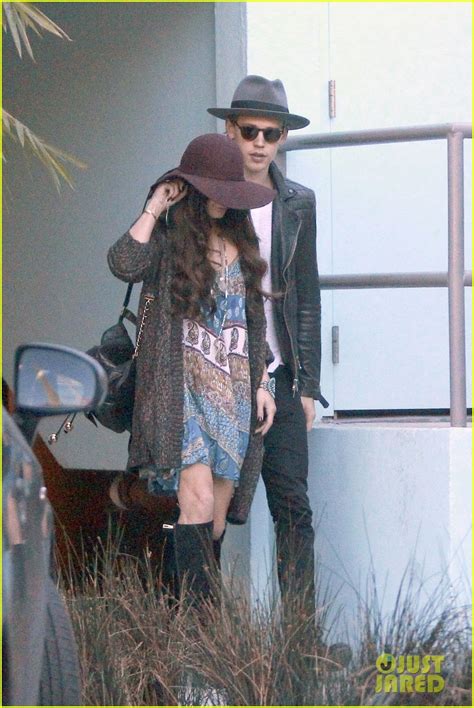 Vanessa Hudgens And Austin Butler Hang Before Leno Taping Photo