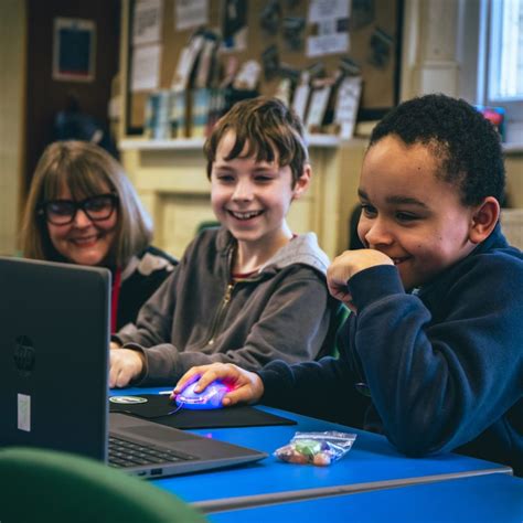 Learn Scratch And Create Animations Games Raspberry Pi Foundation