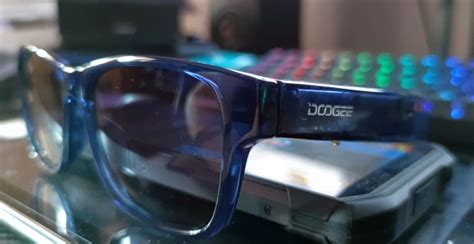 Prueba de las gafas (no) inteligentes Doogee AJ01: Un nuevo e ...