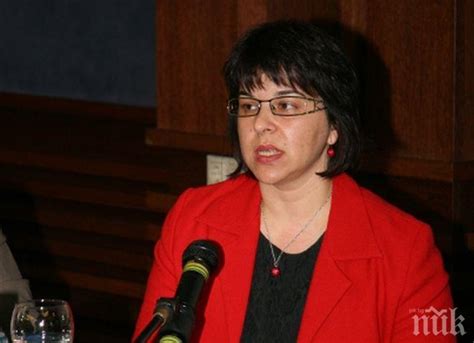 Съюзът на съдиите за нападките срещу Аглика Адамова Възмутени сме