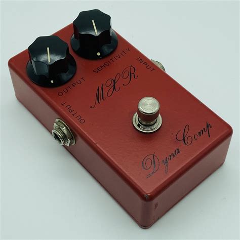 Vintage MXR Dyna Comp Script Logo