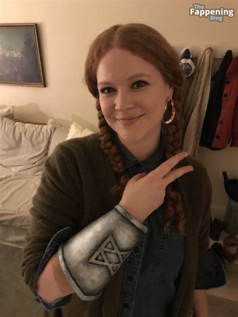 Mary Wiseman Sexy 9 Photos Thefappening