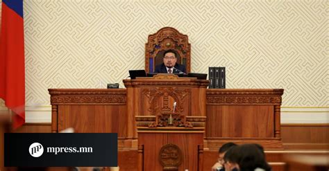 Төрийн албан хаагчийн ёс зүйн хууль батлагдаж багш эмч нарын ЦАЛИН НЭМЭХ нь