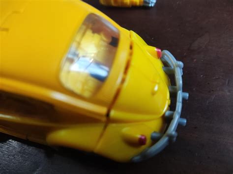 Just Got Ss18 Bumblebee But The Back Doesnt Tab In Properly Any