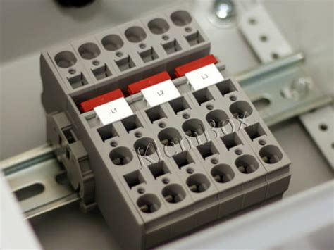 Клеммная коробка распределительная KlemBox 76А 16мм2 IP65