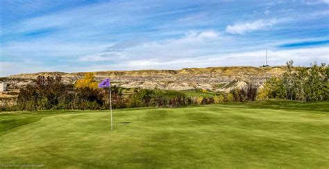 Tee Time 11 Golf Among The Hoodoos Of The Canadian Badlands At