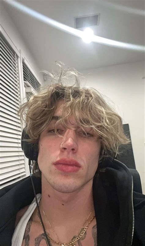 Vinnie Hacker Aesthetic Hacker Attractive Guys