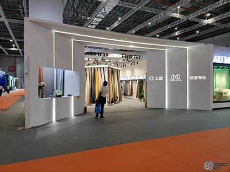 [展吧]展台3d模型与设计资源库，提供高品质原创3d模型下载，拥有大量的展会展台设计方案，展会模型效果图，展台现场照片，3d模型素材库，更多3d模型下载尽在展吧 展会分享交流平台 花瓣网