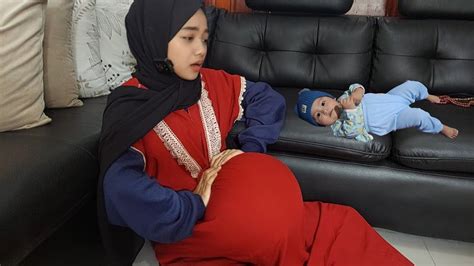 DRAMA PARODY IBU HAMIL GARA2 JATUH KEPLESET IBU HAMIL KONTRAKSI DAN MELAHIRKAN BAYI CANTIK - YouTube