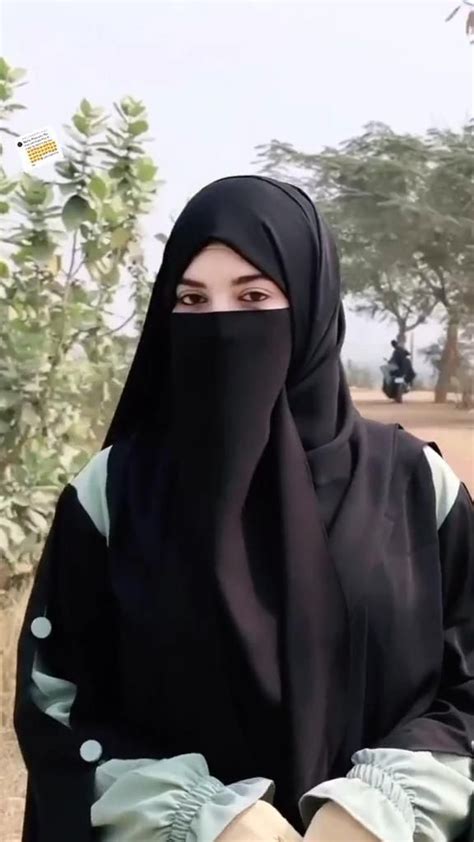 Pin Oleh Mansoori Ana Tasneem Di My Saves Gaya Hijab Gaya Gambar