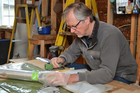 Premium Photo Man Creating Art In Workshop