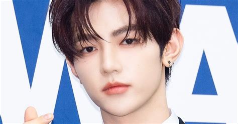 T포토 제로베이스원 장하오 이 외모 반칙이야