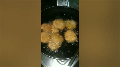 Part 2 Atte Ki Crispy Maththi 😋🍲 Foryou Shortvideo Trending Recipe Youtubeshorts