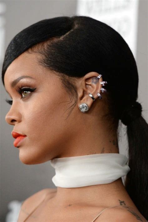 Pferdeschwanz Frisuren Nach Dem Haartyp Side Ponytail Hairstyles Low