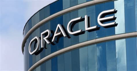 Oracle S Cloud Subscriptions Disappoint Shares Dive
