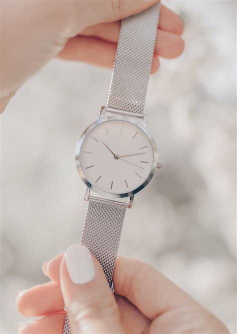 5 Popular Types Of Watch Bracelets To Refine Your Look